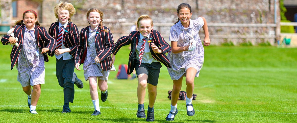 Middle (Years 5 and 6): Broadening Understanding | Castle Court School